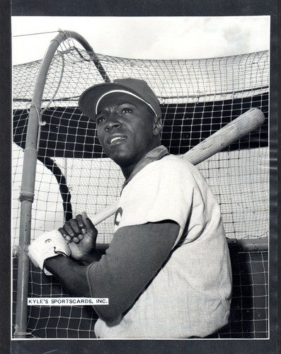 Lou Johnson LA DODGERS UNSIGNED 7-5/8 x 9-1/2 ORIGINAL B&W SNAPSHOT ...