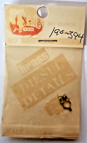 HO Scale Cal-Scale 190-394 MU Stands With Battery Connectors | eBay