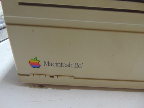 Vintage Apple Macintosh IIci Computer NOT working - Evidenced by ...