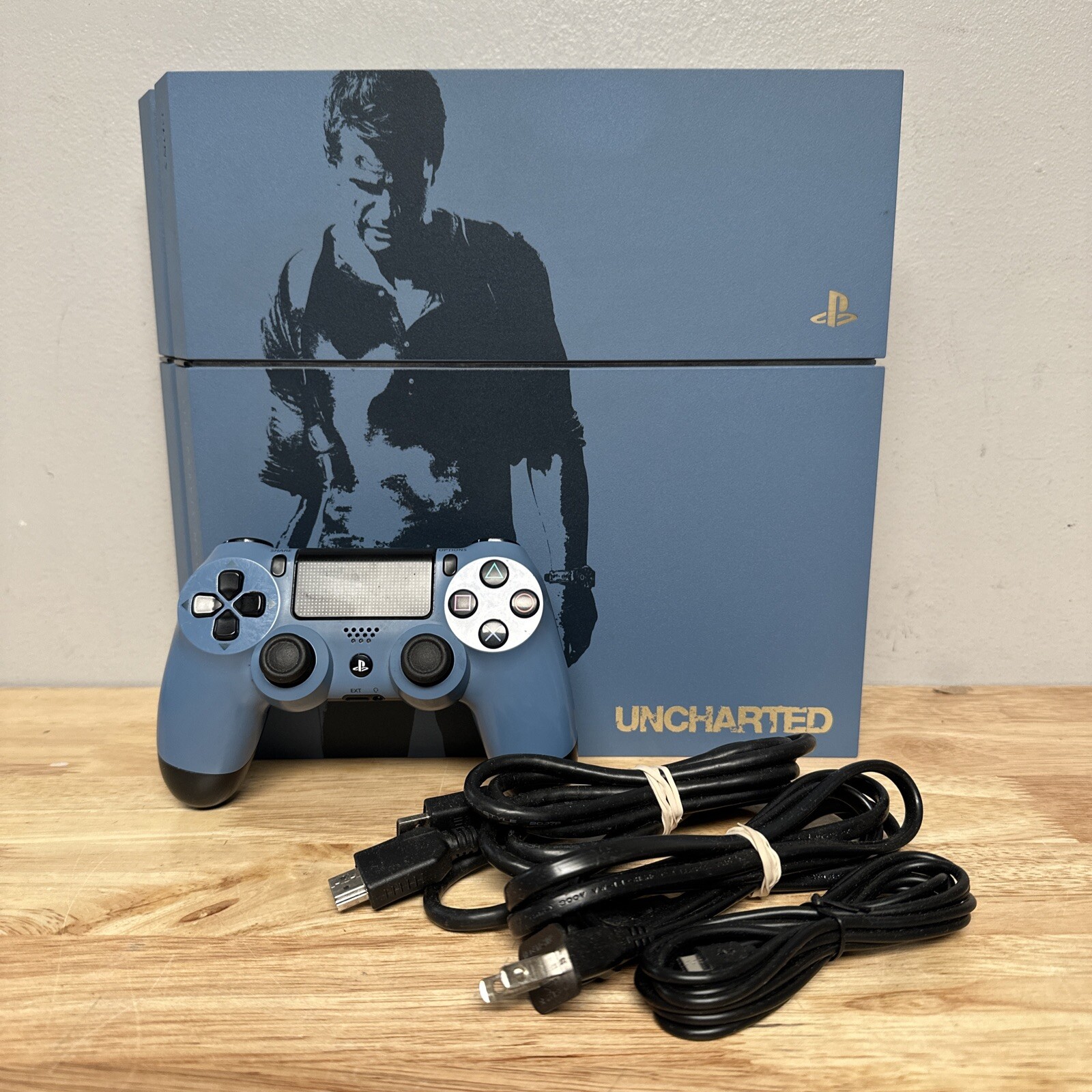 PlayStation 4 500GB Limited Edition Console [20th Anniversary Edition ...