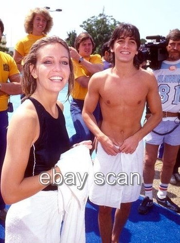 HEATHER LOCKLEAR SCOTT BAIO SPEEDOS BATTLE OF THE NETWORK STARS 8X10 ...