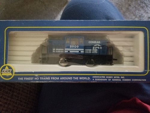 HO Scale- General Electric Conrail 5030-03 Engine #6297. | eBay