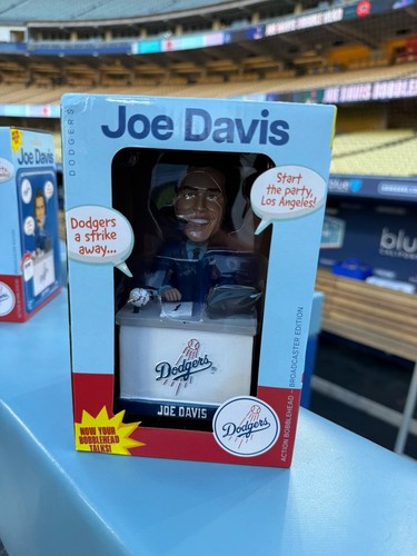 🎙️⚾️ Joe Davis Talking LA Dodgers Bobblehead SGA 9/19/25 ⚾️🎙️NEW IN BOX ...