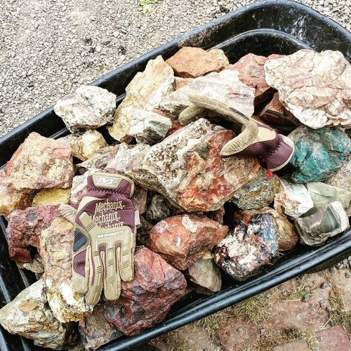 Rough Rock Surprise Mystery Box for Tumbling and Cutting Slabs Cabs ...